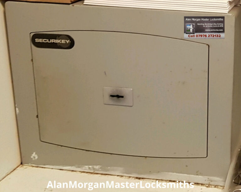 Safe Identification Guide - Alan Morgan Master Locksmiths